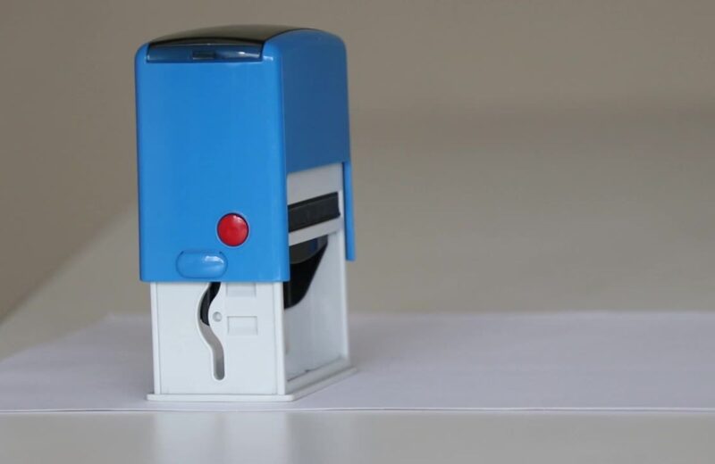 Šta vam je potrebno za overu ugovora kod notara (i koliko to košta)